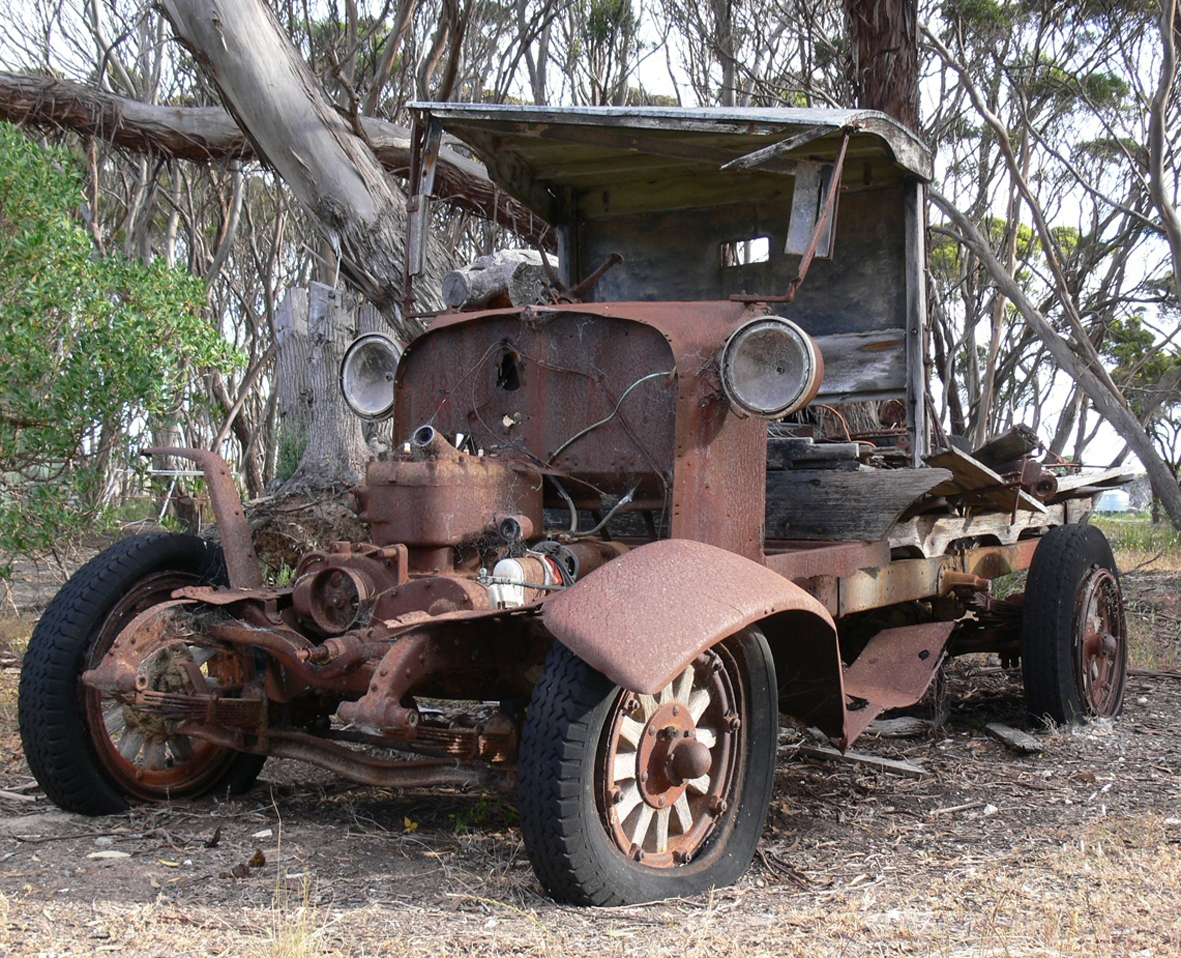 Barn Find Classic Cars | influx